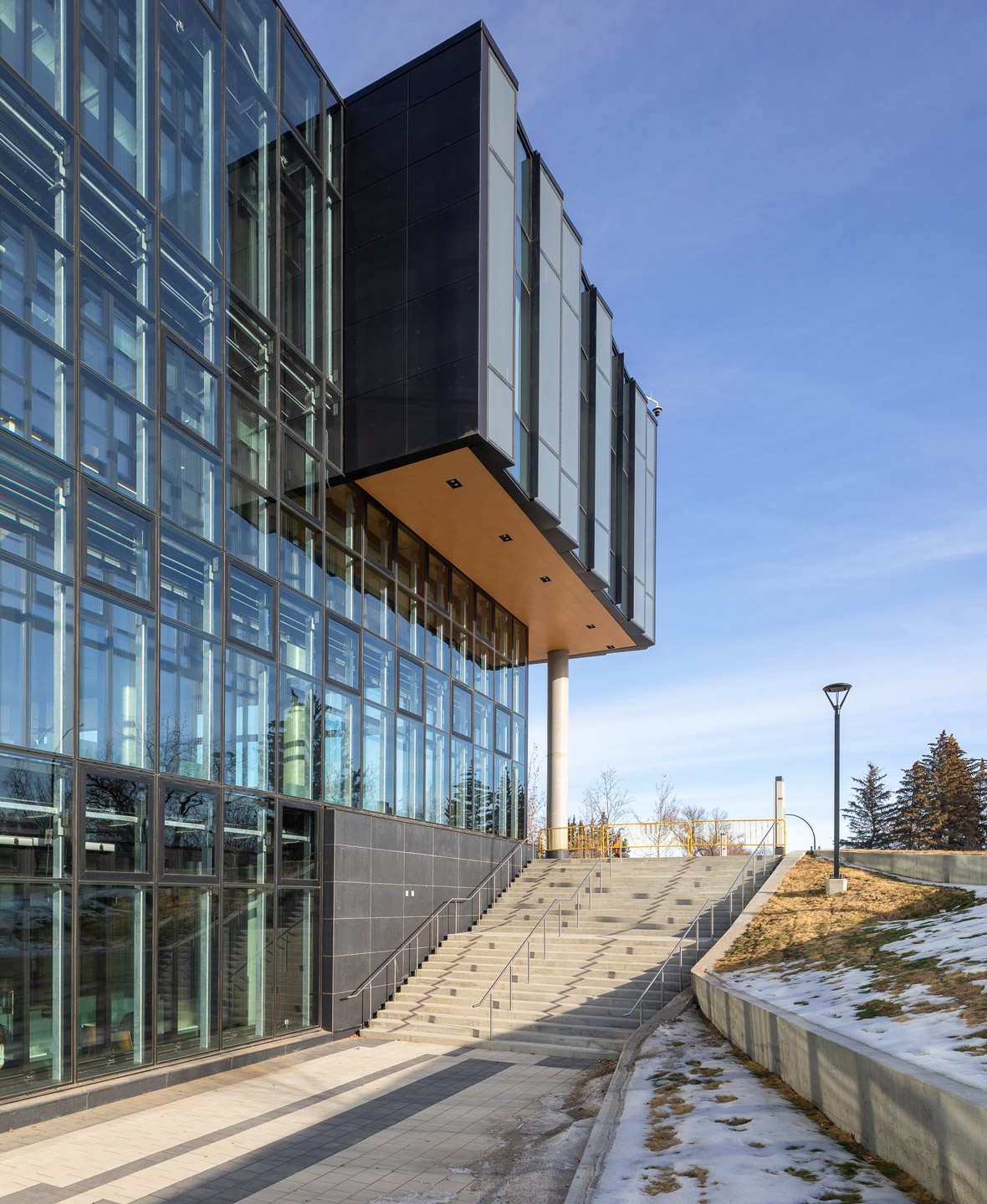 Mathison Hall - Haskayne School of Business | Transsolar | KlimaEngineering