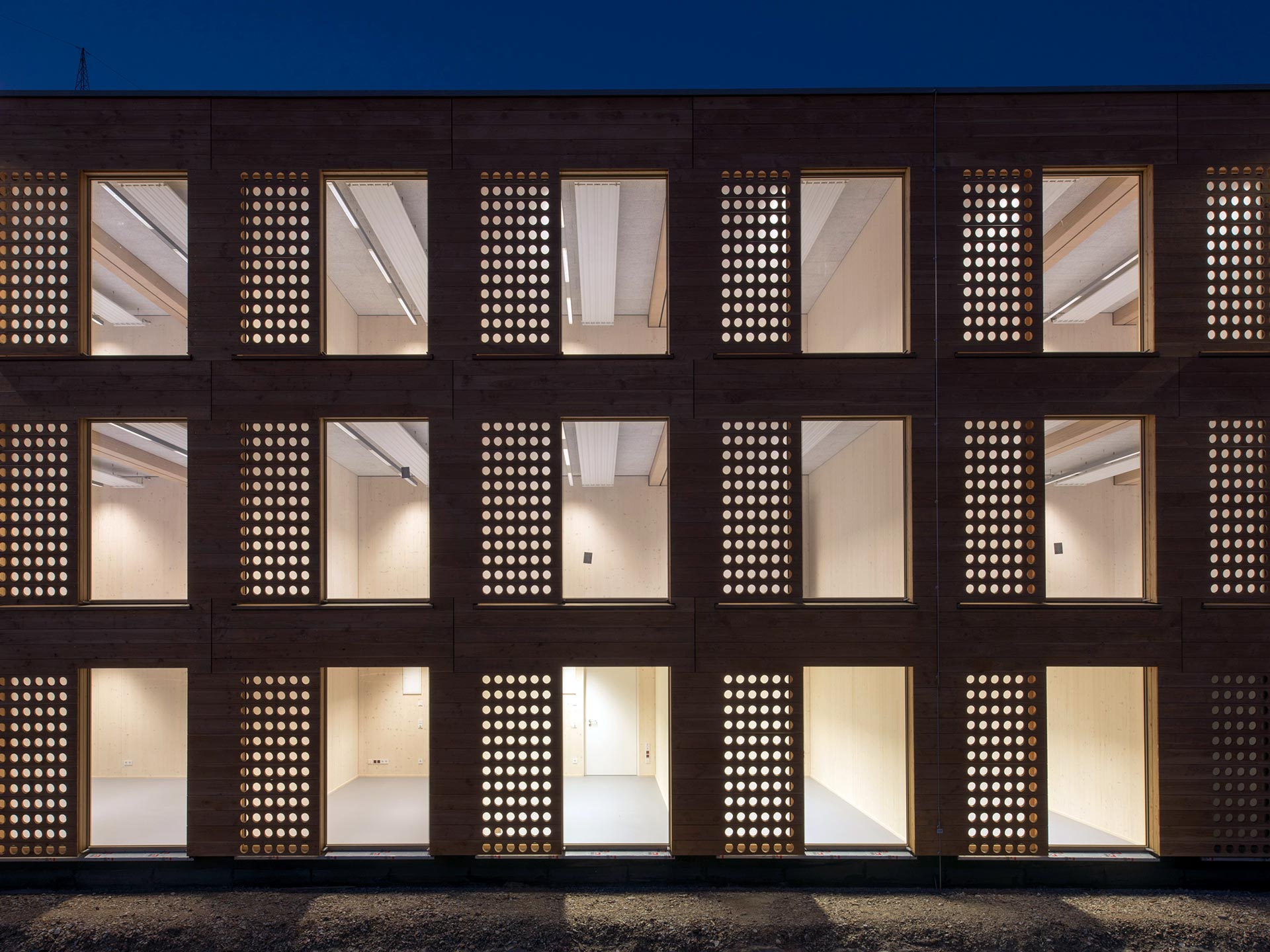 Modular School Building Gesamtschule Riedberg | Transsolar ...