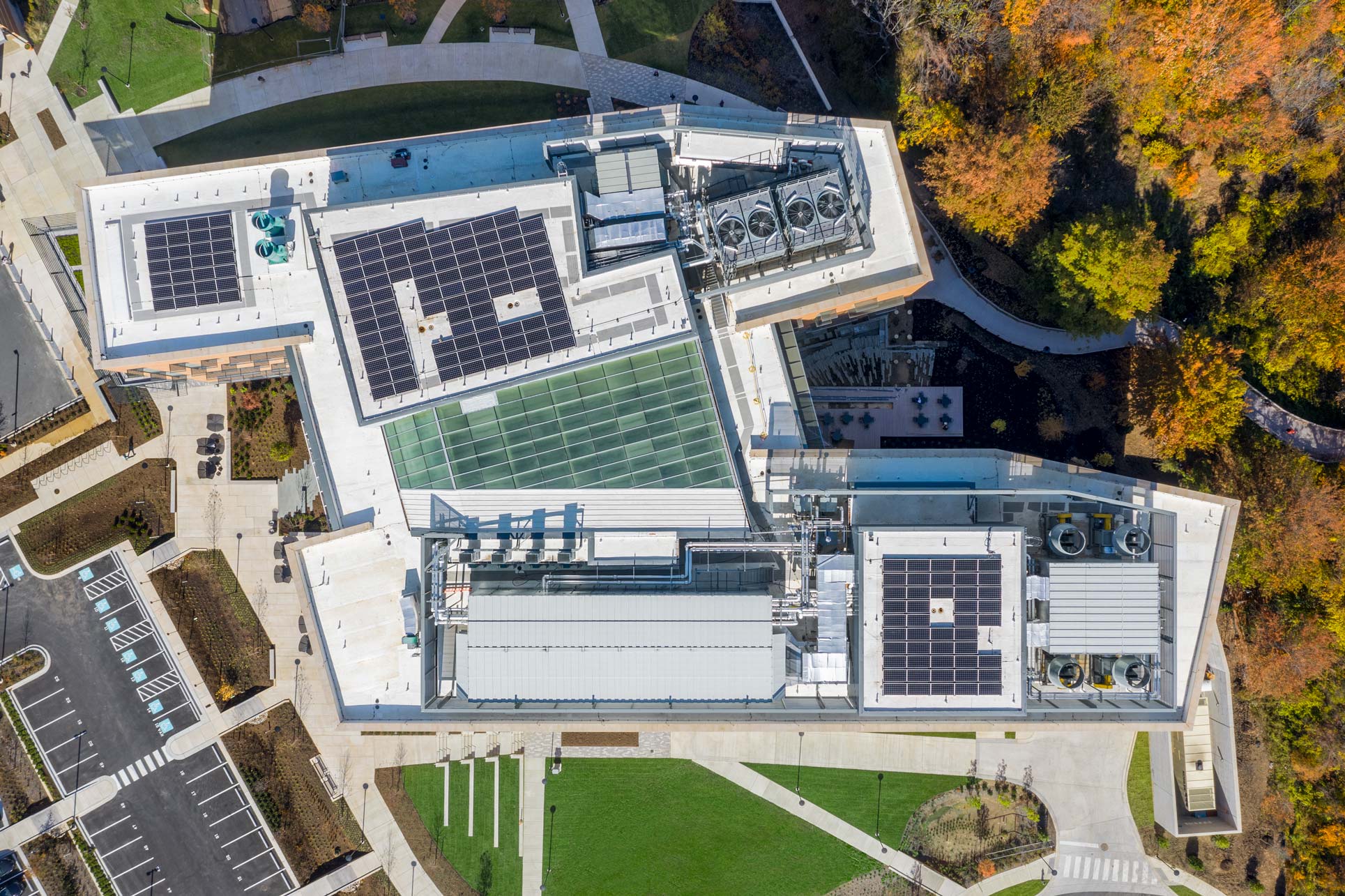 Biomedical Sciences & Engineering Education Facility | Transsolar ...