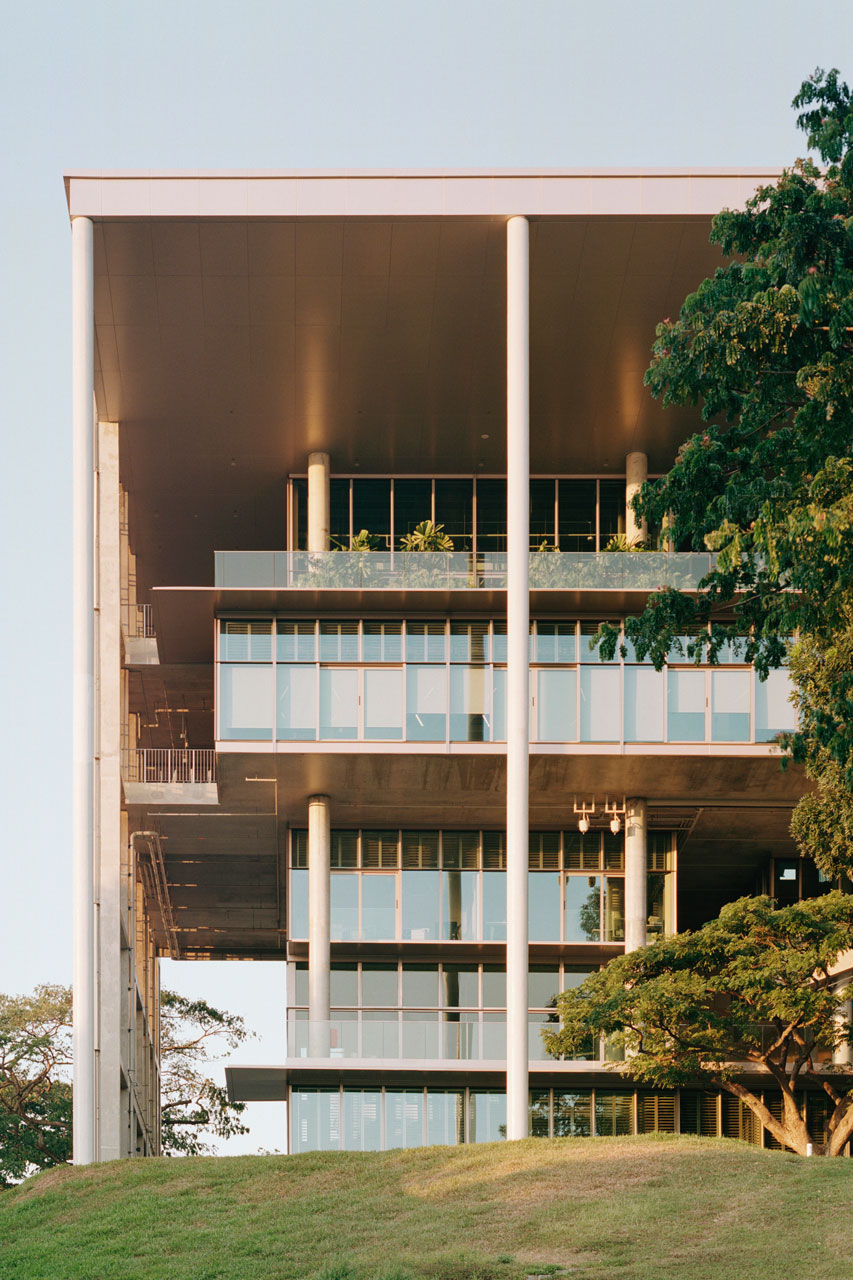 Positif au climat: NUS School of Design and Environment | Transsolar ...